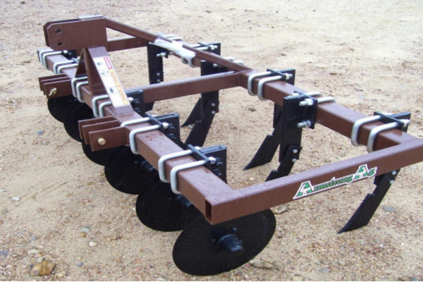 Armstrong Armadillo 10 » King Ranch Ag & Turf